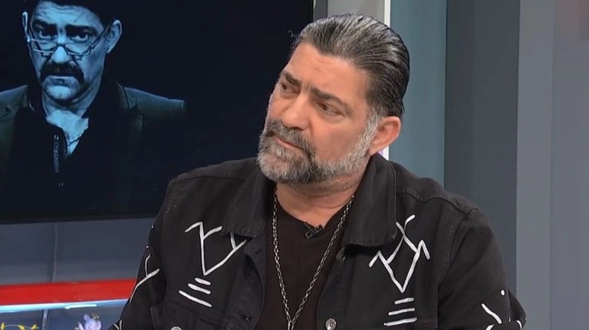 Μιχάλης Ιατρόπουλος: Η συγκινητική ανάρτηση για τον θάνατο του Μανώλη ...